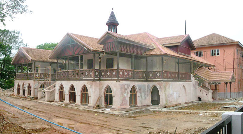 Victoria Institution Web Page